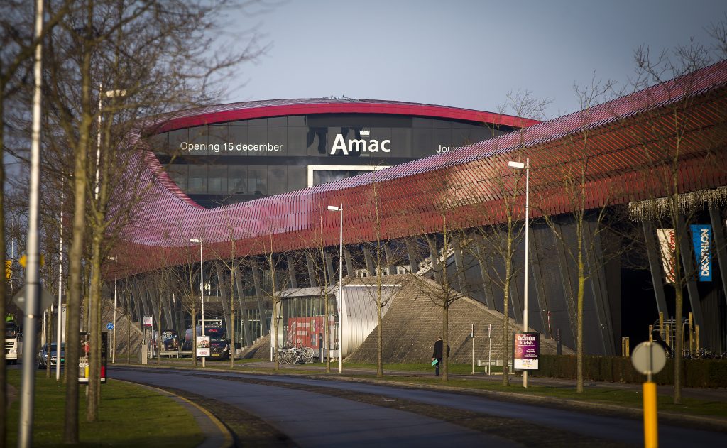 Amac opent reusachtige flagshipstore in Utrecht - iCreate